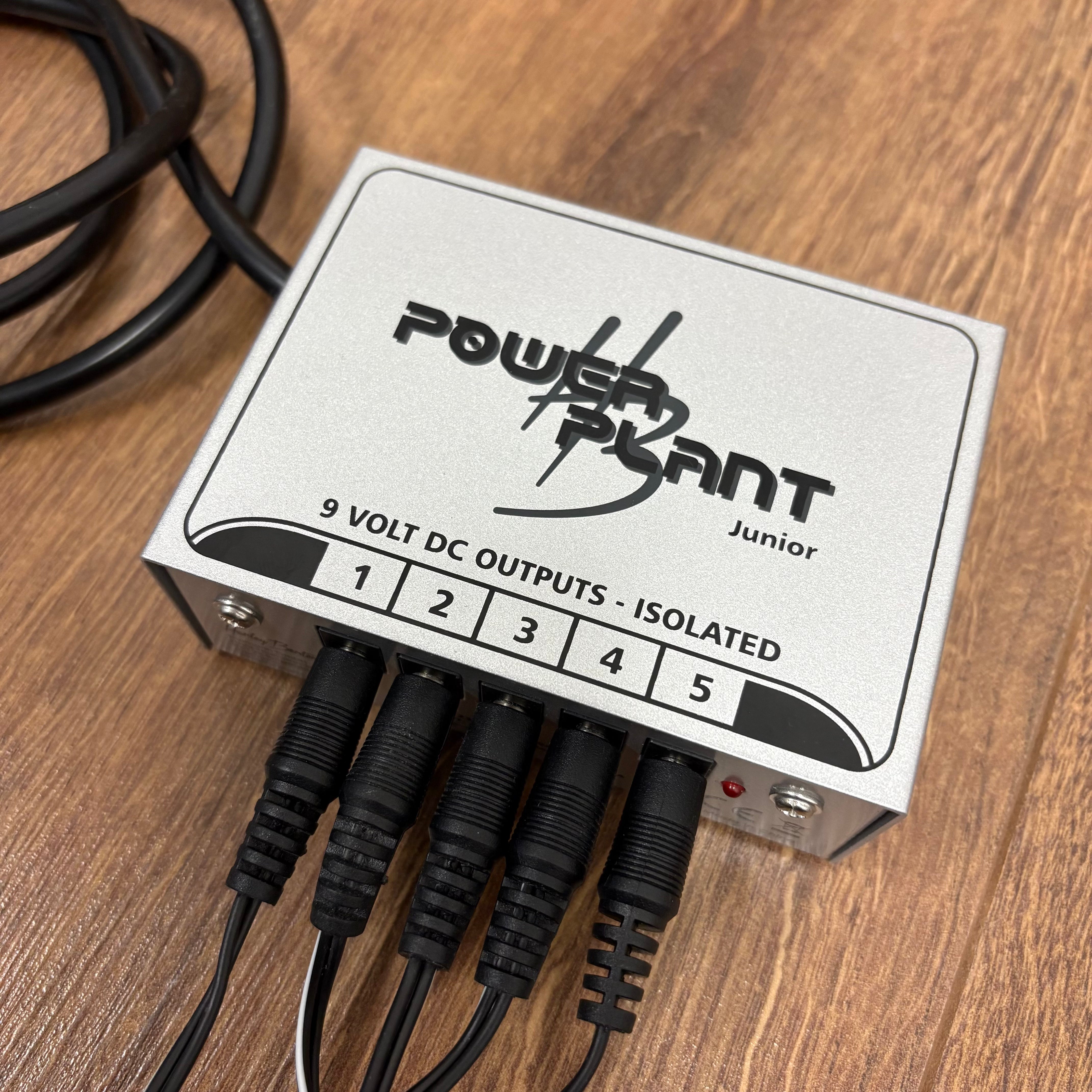 Pre-Owned Harley Benton PowerPlant Junior Power Supply – Hippo Guitars