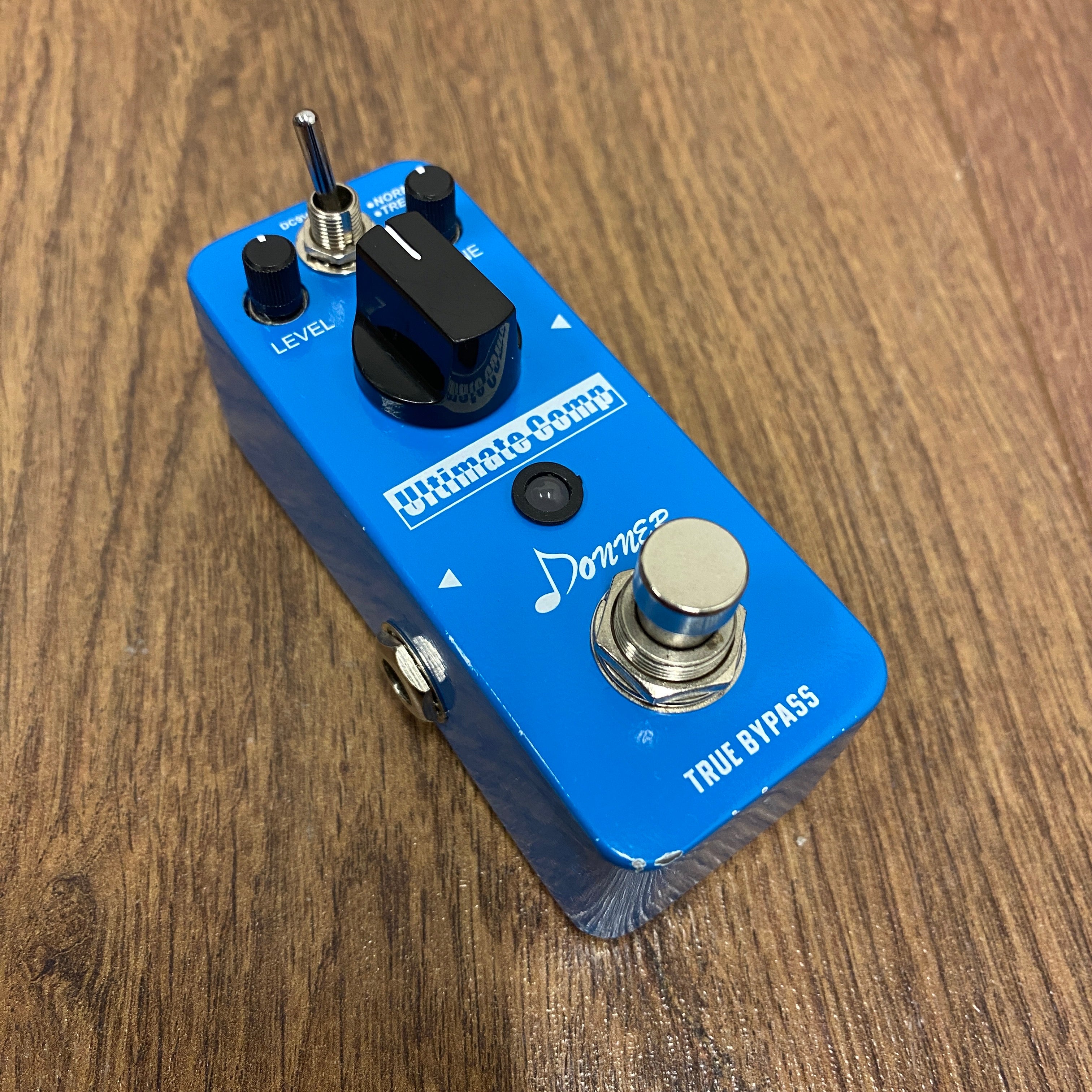Pre-Owned Donner Ultimate Comp Compressor Pedal – Hippo Guitars